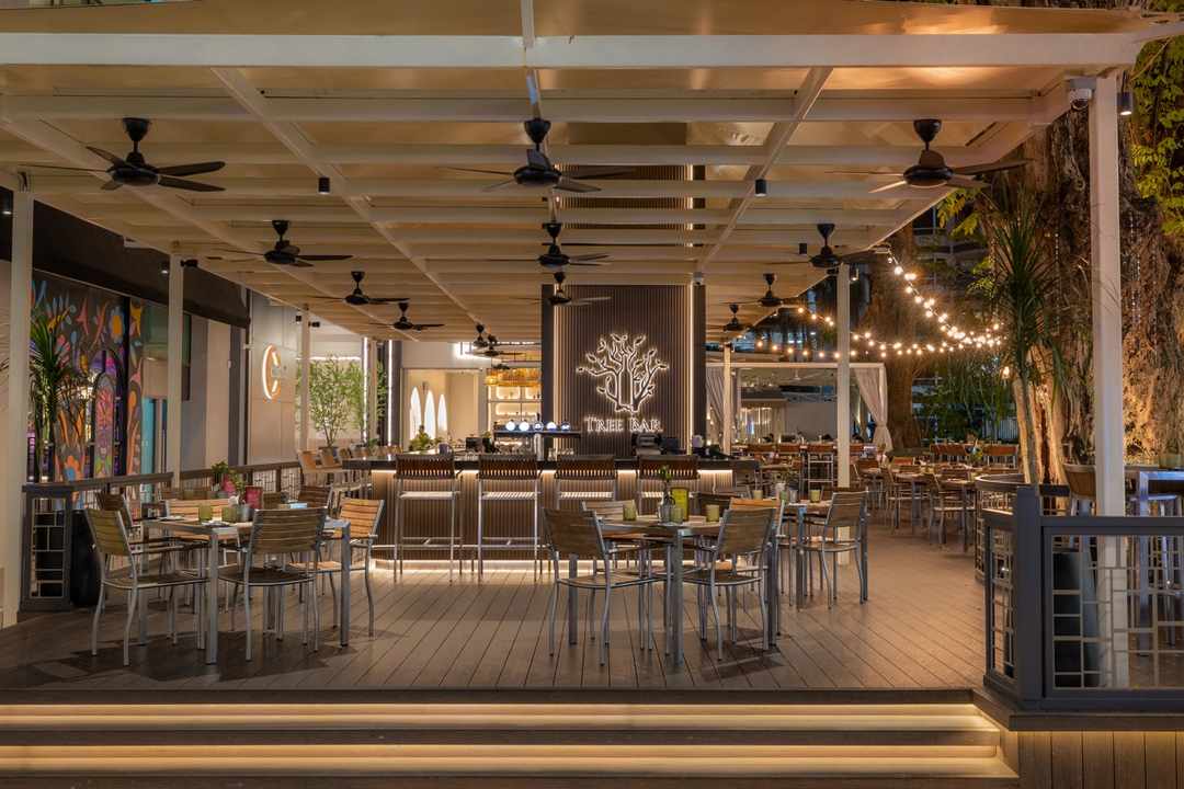 Central@Gurney | Tree Bar